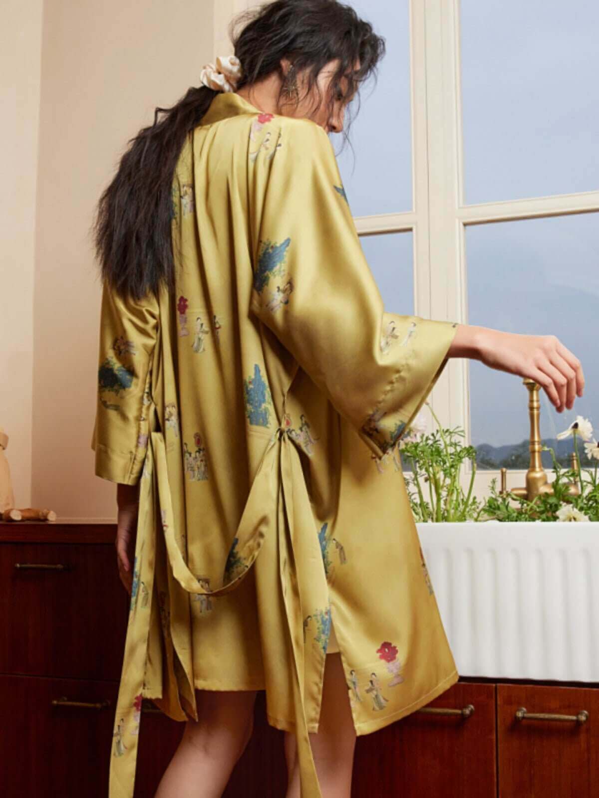 Yellow Festival Kimono | Oriental Murals Dress | Luxury Wedding Robe ...